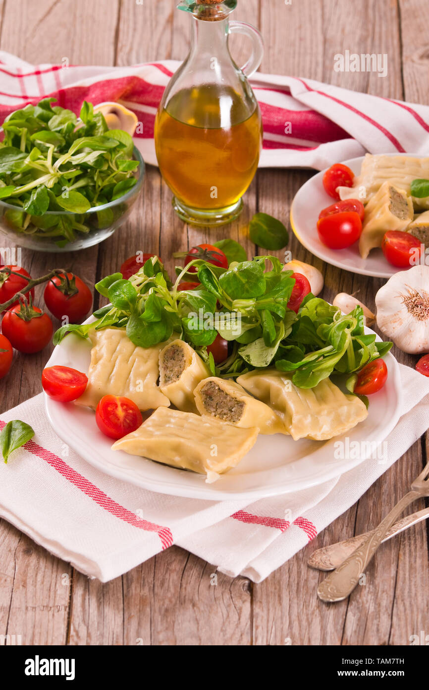 Maultaschen - swabian filled pasta ( ravioli Stock Photo - Alamy