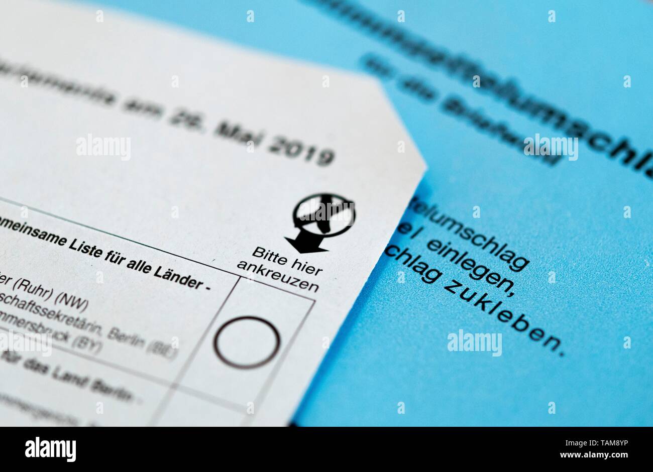 Ballot paper cross hi-res stock photography and images - Alamy