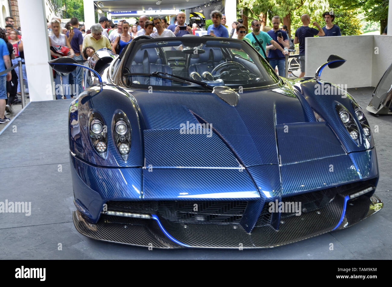 Pagani huayra sports car cars hi-res stock photography and images - Alamy