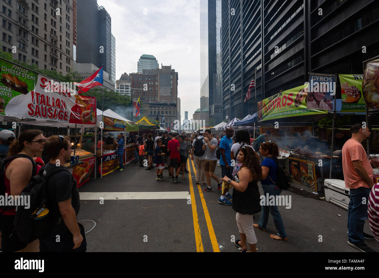 Outdoor street food market in New York Financial District Stock Photo ...