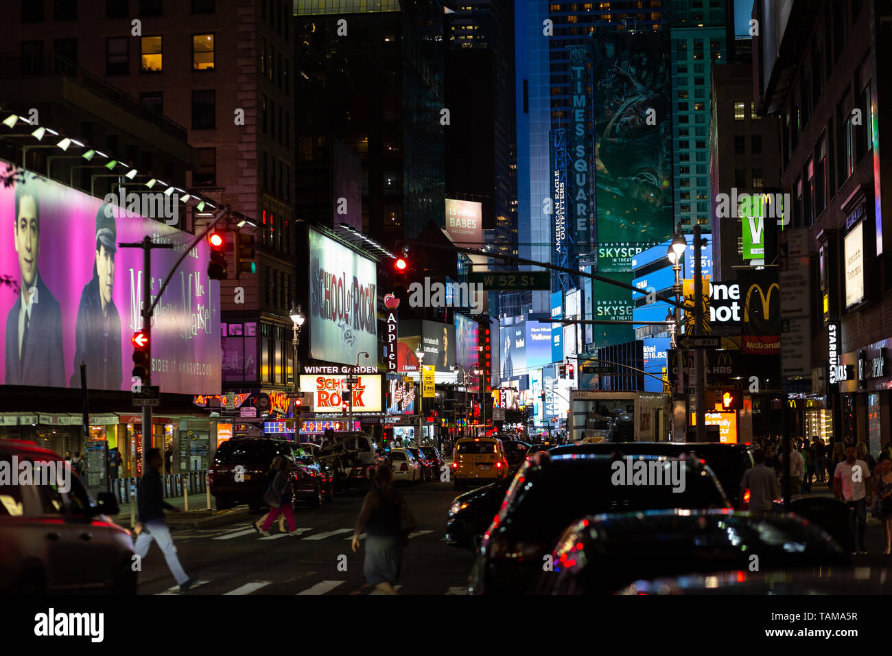 Times square rain night hi-res stock photography and images - Alamy