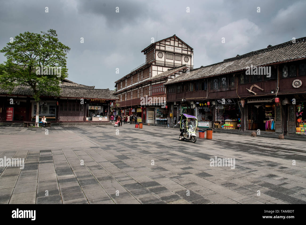 Chengdu, Kuan Zhai Xiang Zi historic city. Sichuan, China Stock Photo ...