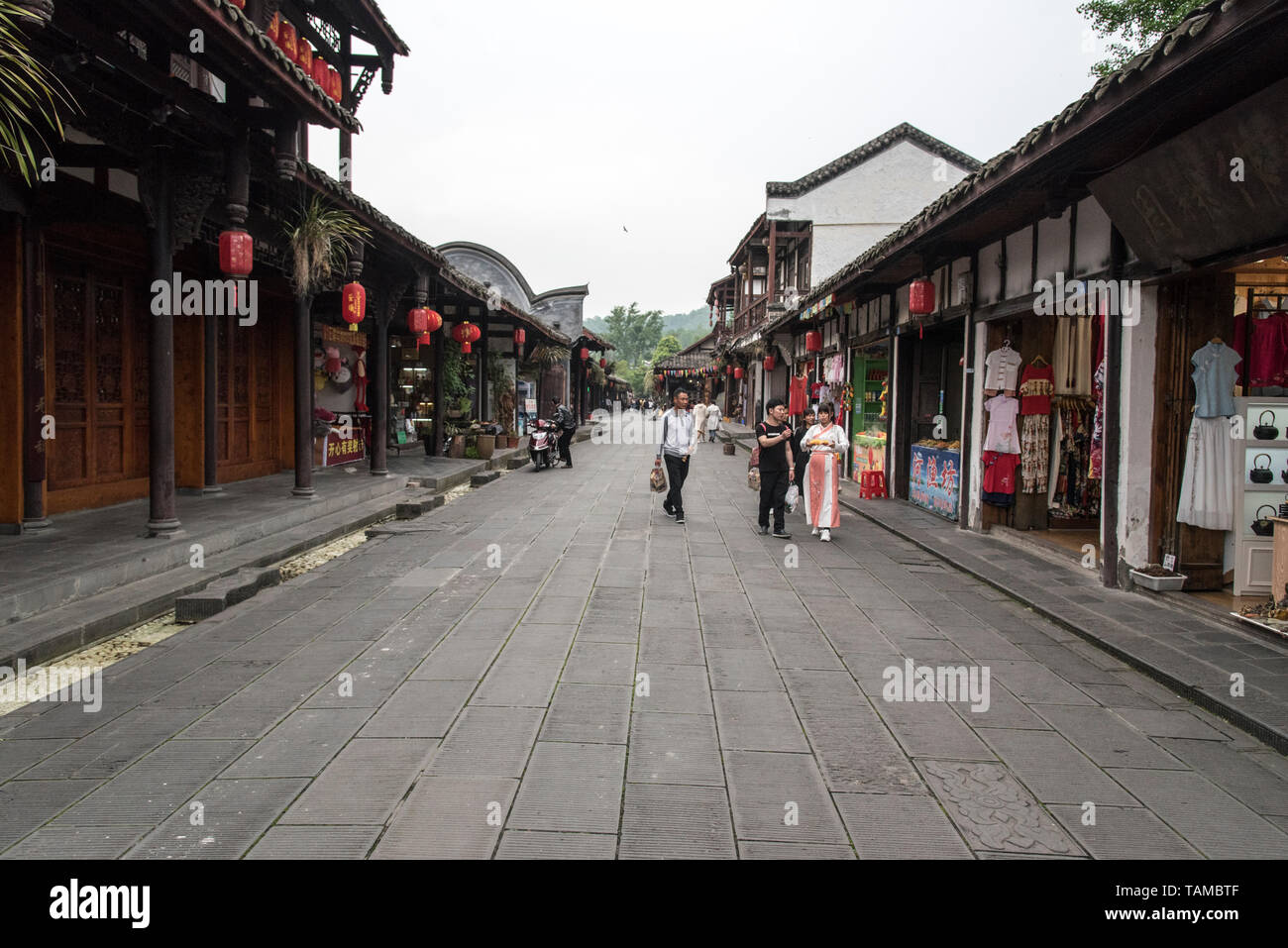 Chengdu, Kuan Zhai Xiang Zi historic city. Sichuan, China Stock Photo ...