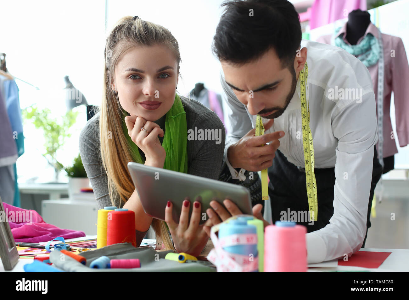 Sewing technology hi-res stock photography and images - Alamy