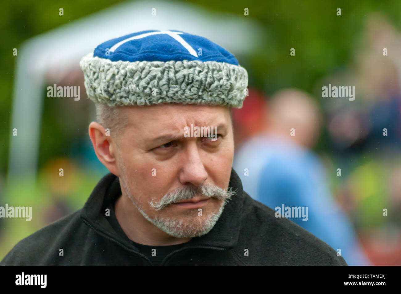 Glasgow, Scotland, UK. 26th May, 2019. The referee of the sword fight ...