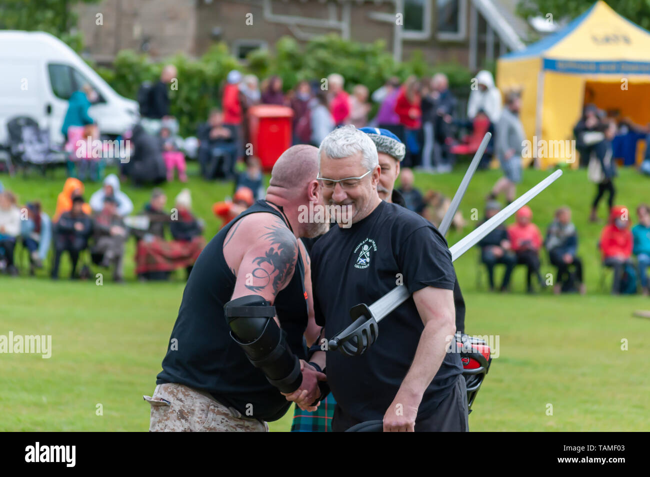 Glasgow, Scotland, UK. 26th May, 2019. Competitors in the sword fight ...