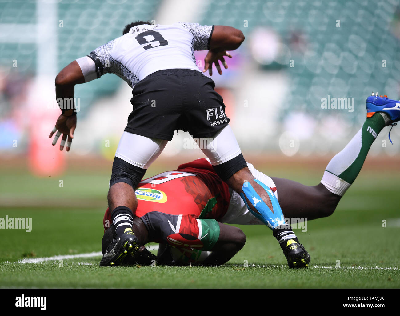 Andrew amonde of kenya and jerry tuwai of fiji hi-res stock photography ...