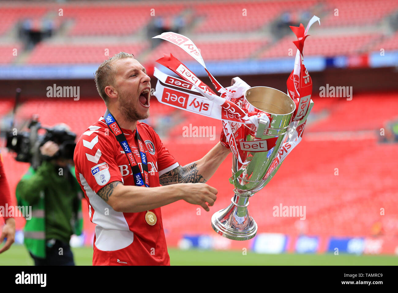 Chris solly wembley hi-res stock photography and images - Alamy