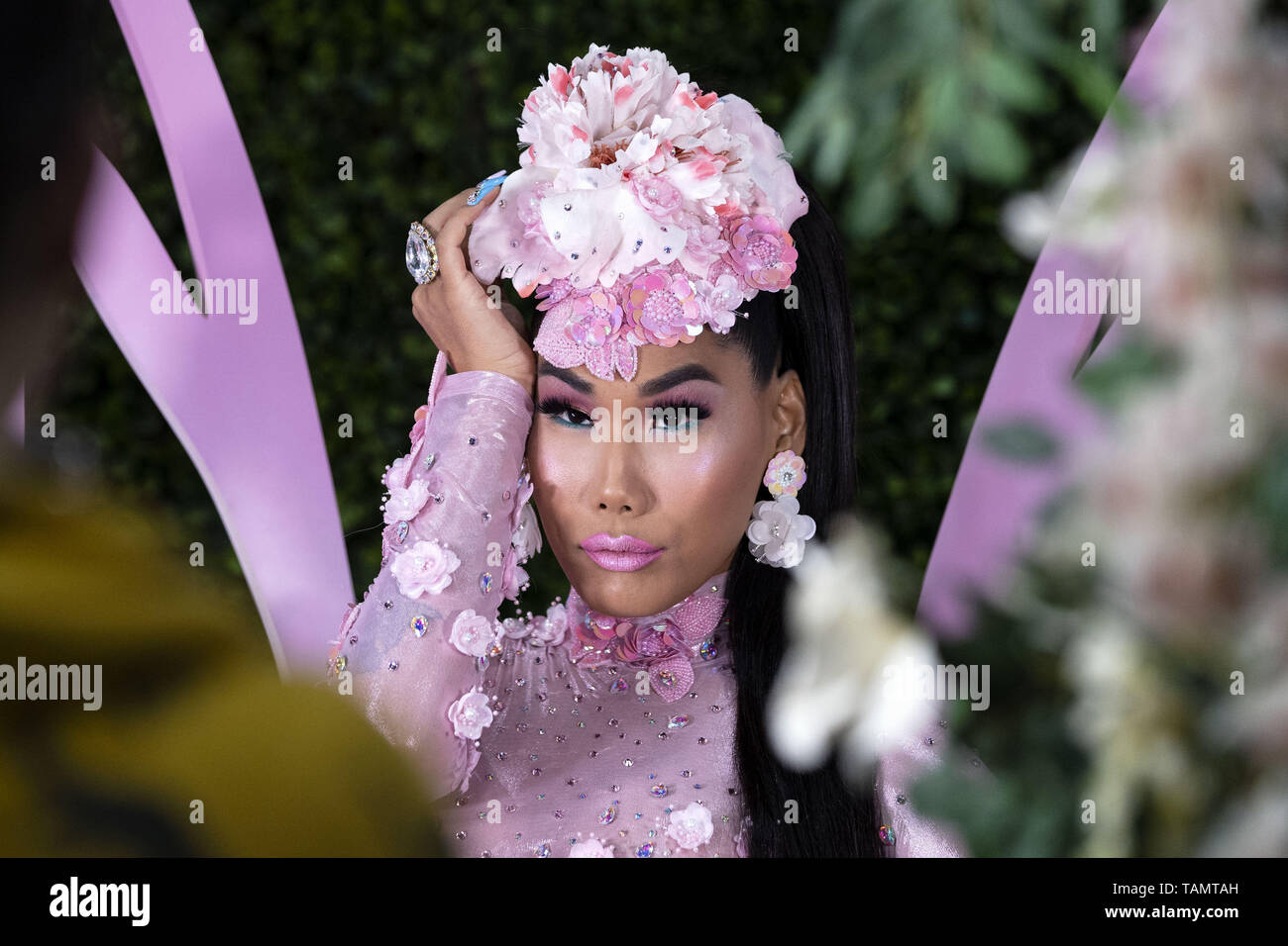 Los Angeles, California, USA. 15th Mar, 2019. Drag queen Gia Gunn of ...