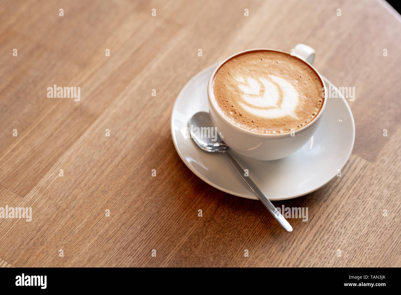 Restaurant cappuccino hi-res stock photography and images - Alamy