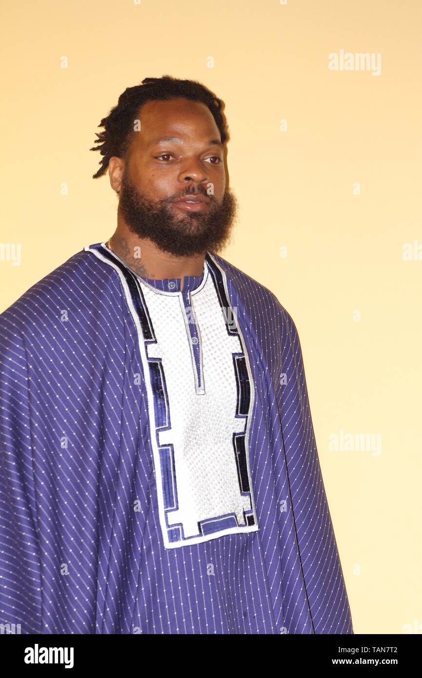 New England Patriot Defensive Lineman Michael Bennett discusses Race ...