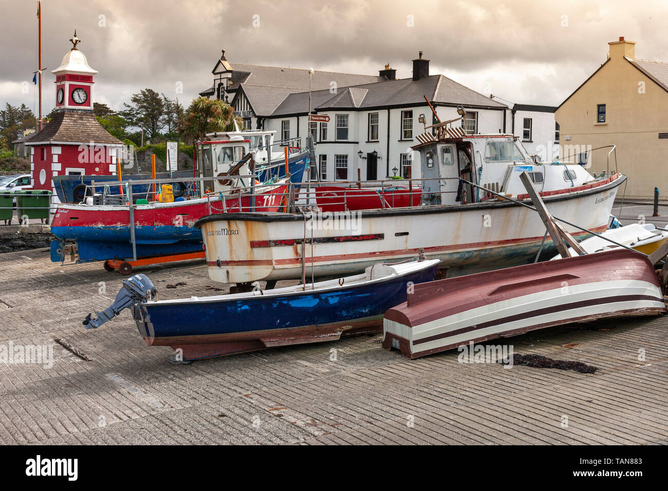 Royal valentia hotel knightstown hi-res stock photography and images ...