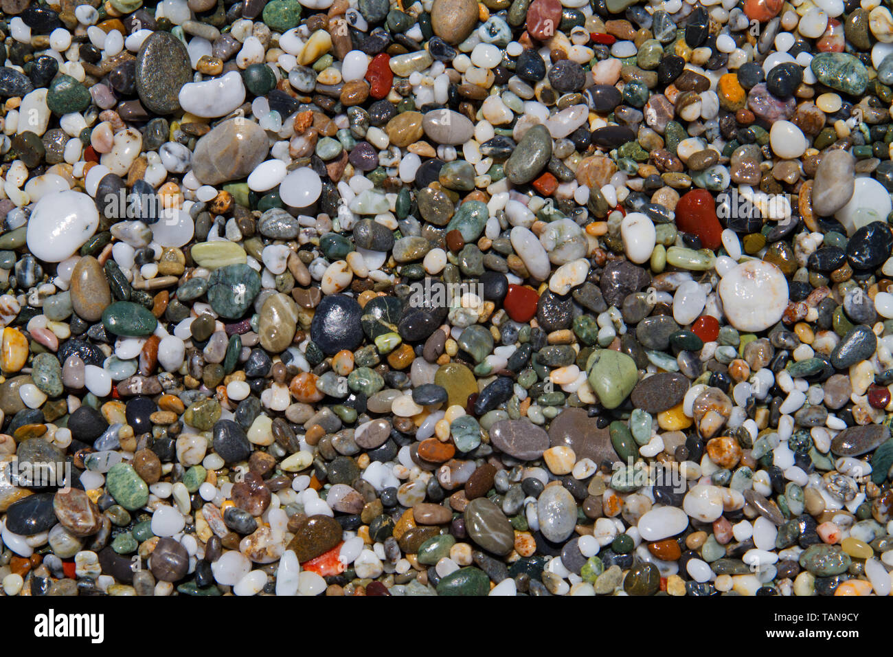 Flint at a beach hi-res stock photography and images - Alamy
