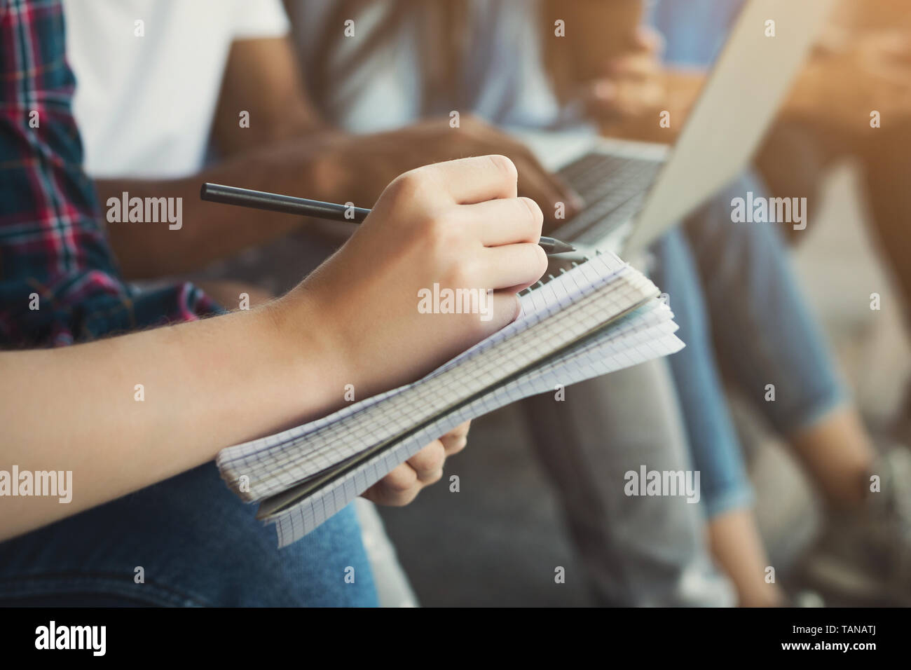 Girl writing notes hi-res stock photography and images - Alamy