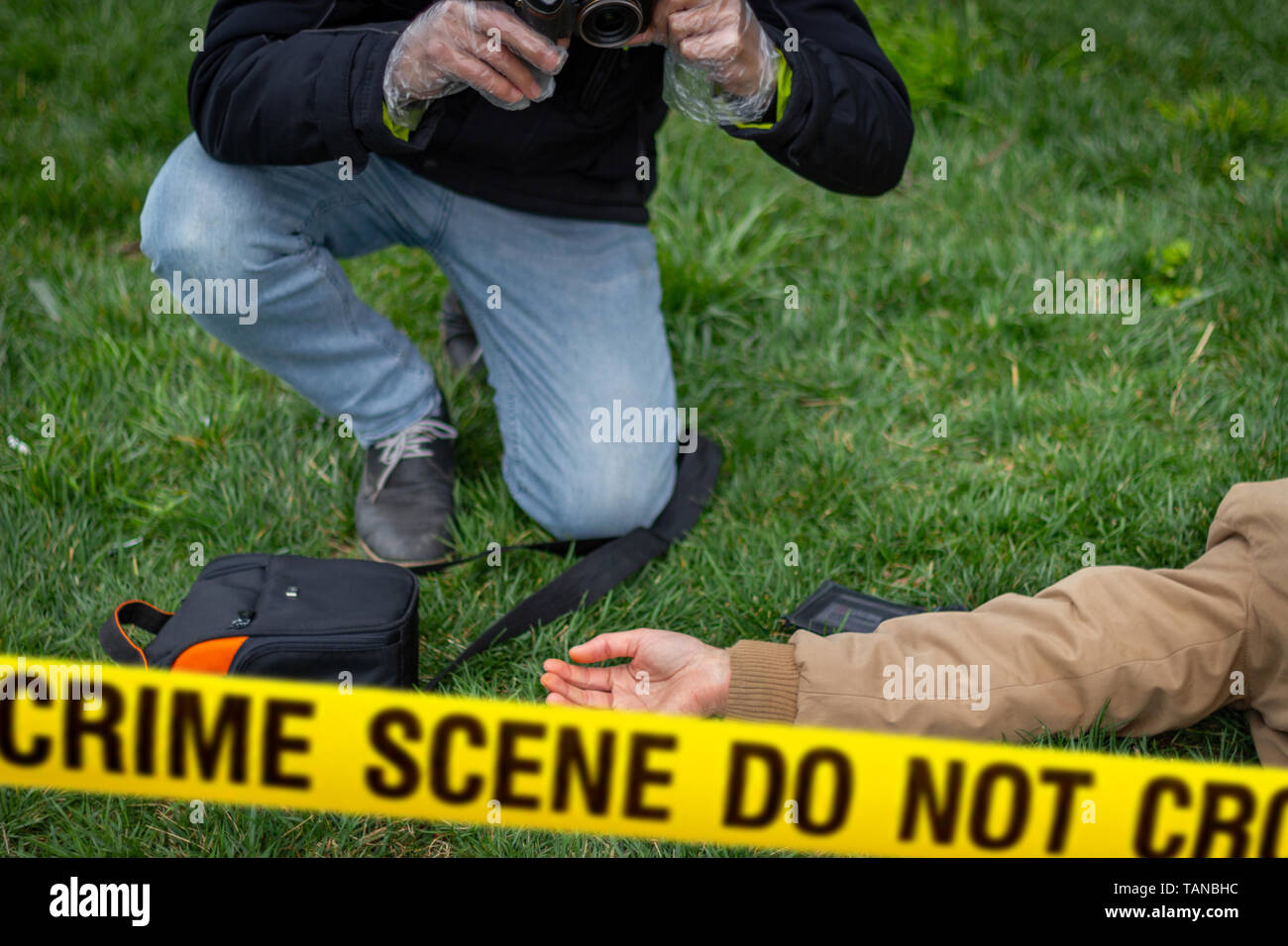 Police detective hi-res stock photography and images - Alamy