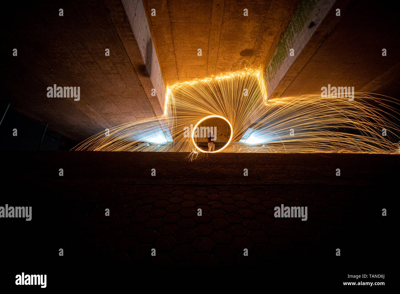 Steel wool photography, spectacular and cool photography with burning ...