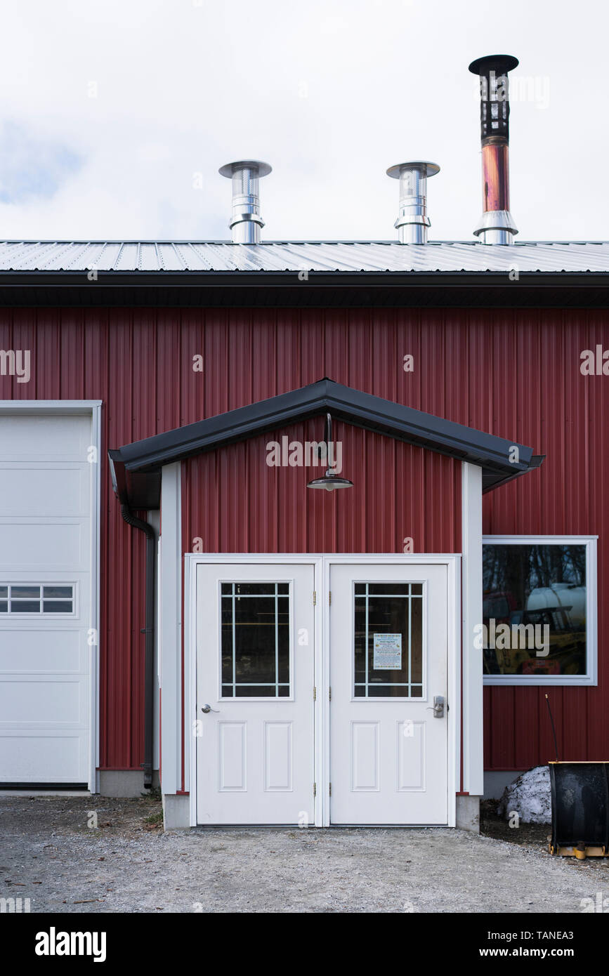 Maple corner farm hi-res stock photography and images - Alamy