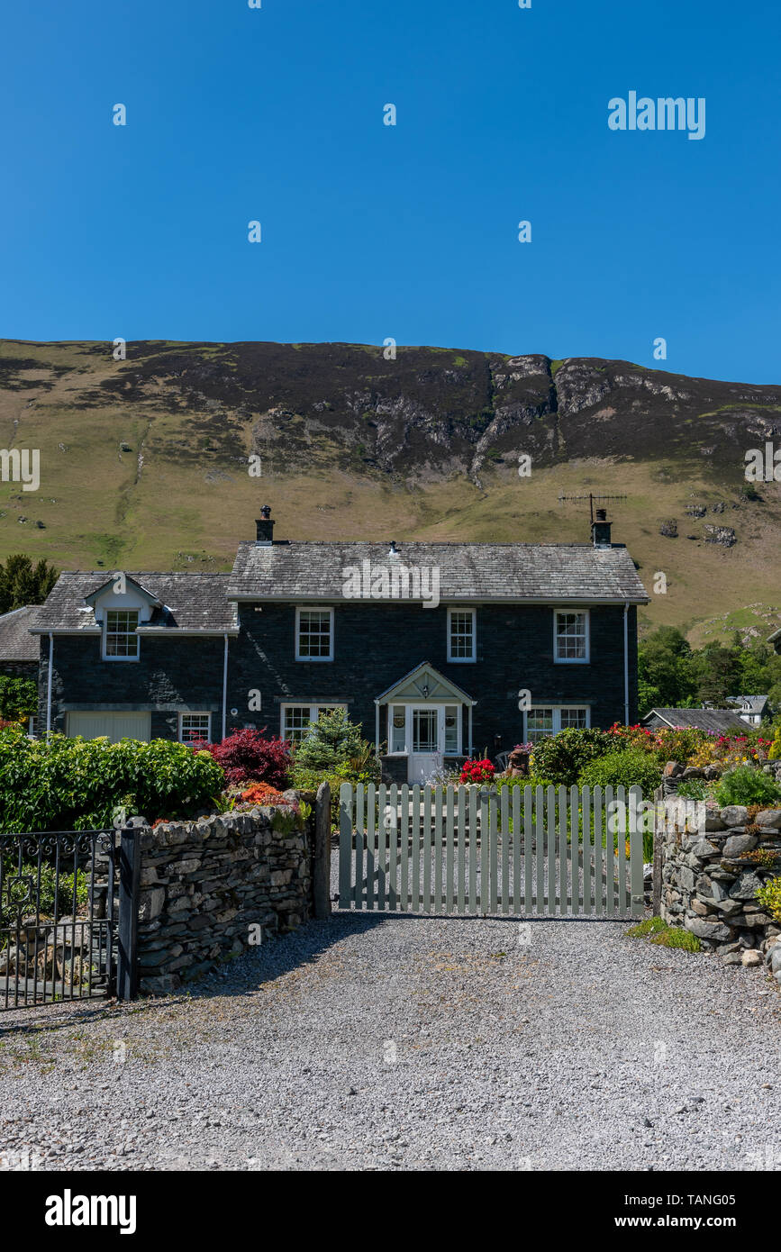 Cottages at Grange-in-Borrwdale Cumbria Stock Photo - Alamy