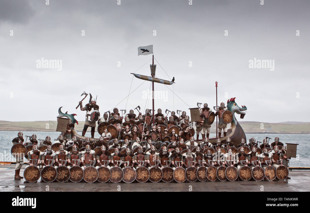 Lerwick, Shetland Isles, Scotland, UK. 31st January 2017. Up Helly Aa ...