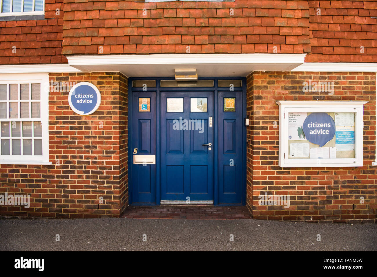 Advice centre hi-res stock photography and images - Alamy