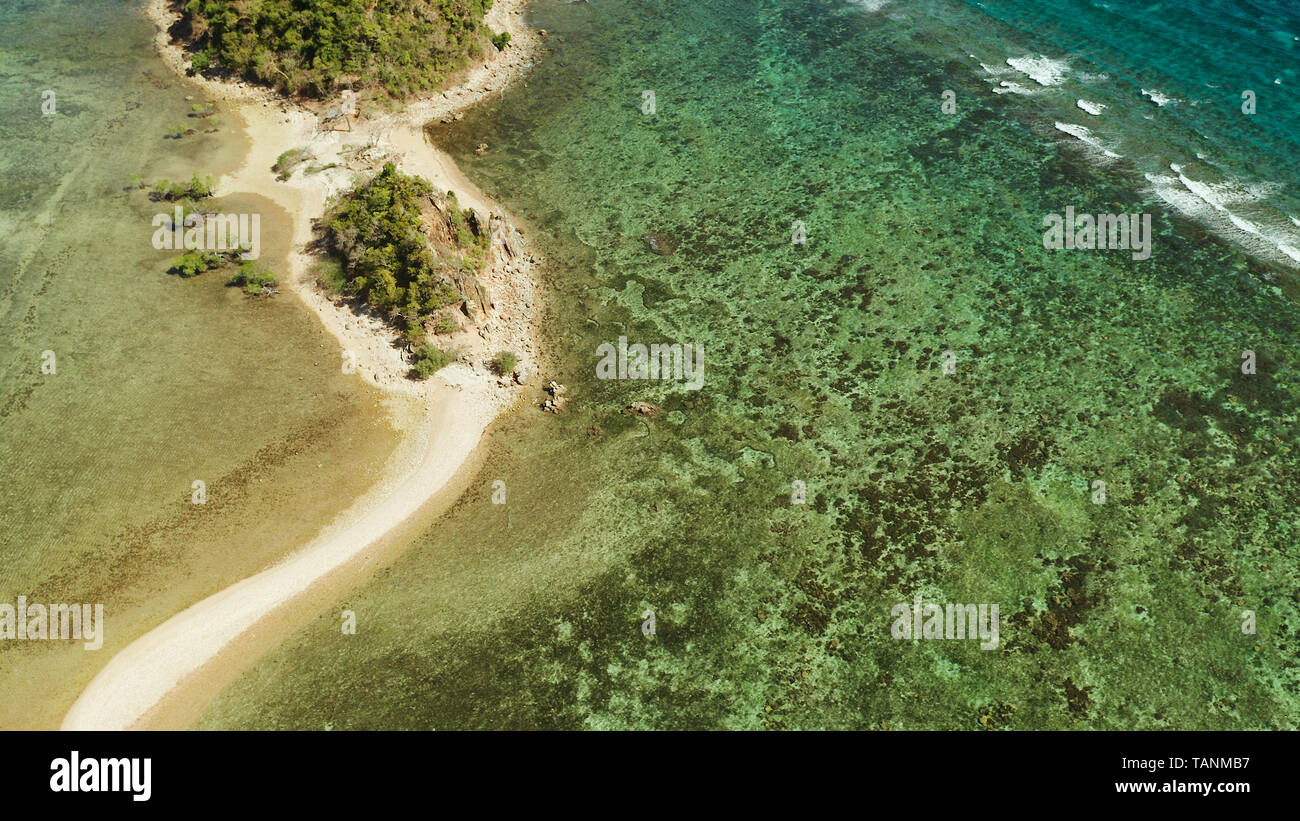 Aerial drone tropical island in blue lagoon with sand bar. Palawan ...