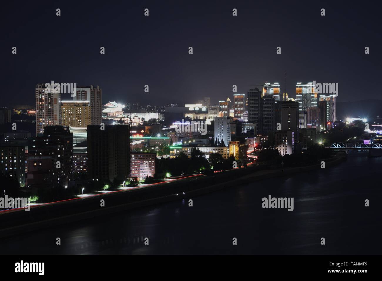 Korea nighttime hi-res stock photography and images - Alamy