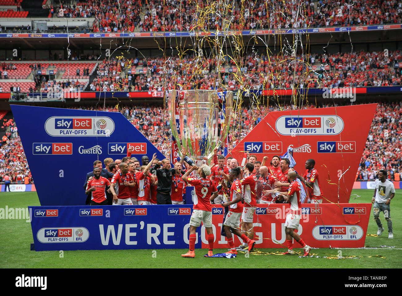 Playoff final at wembley stadium hi-res stock photography and images ...