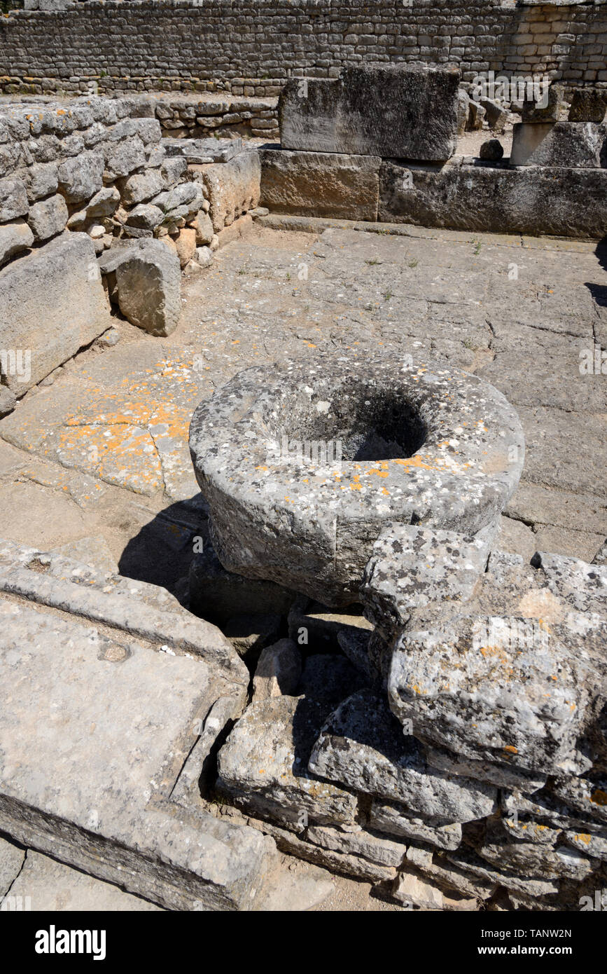 Remains of Antique Roman House or Villa & Round Stone Well in the ...