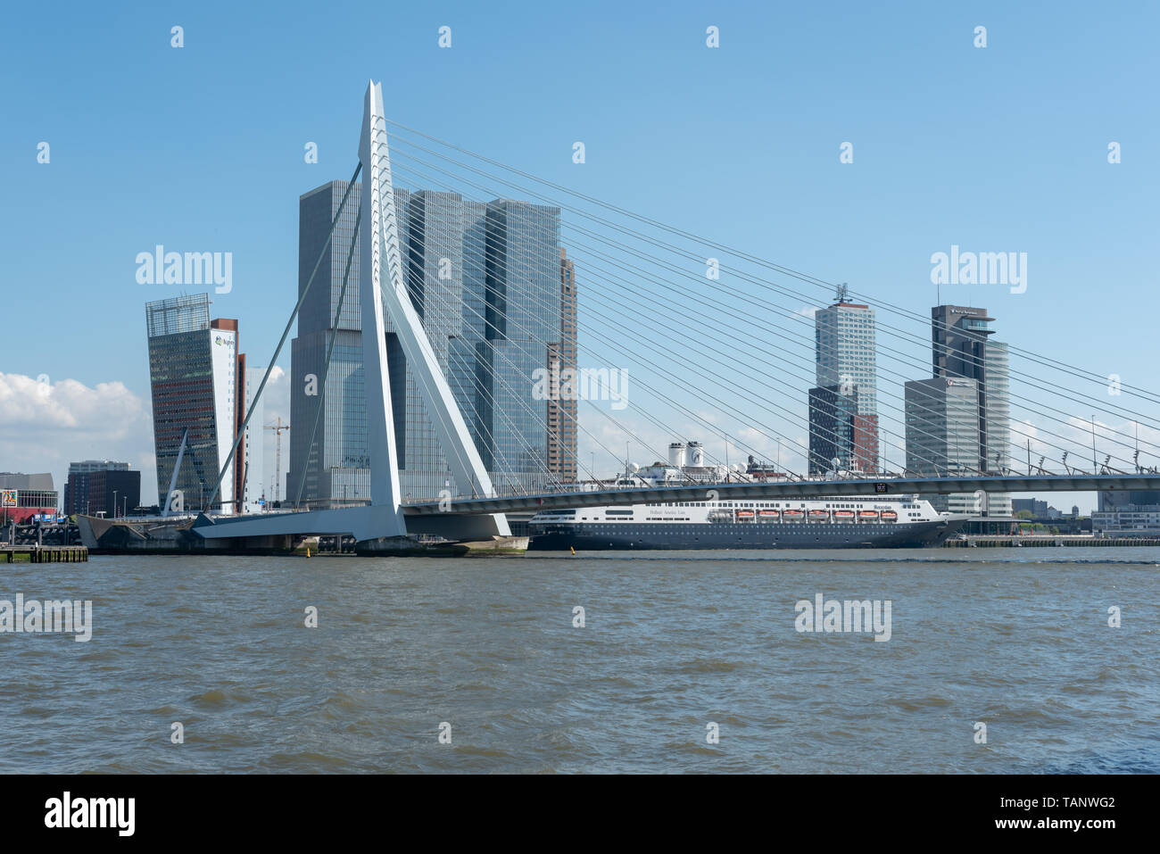 Centre de construction de rotterdam hi-res stock photography and images ...