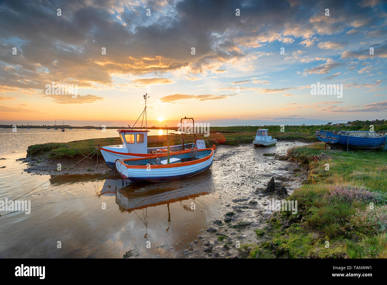 Stunning Sunset High Resolution Stock Photography and Images - Alamy