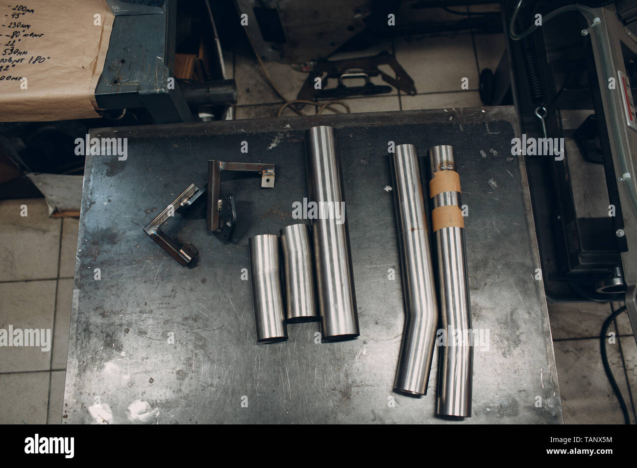 Custom welding hi-res stock photography and images - Alamy