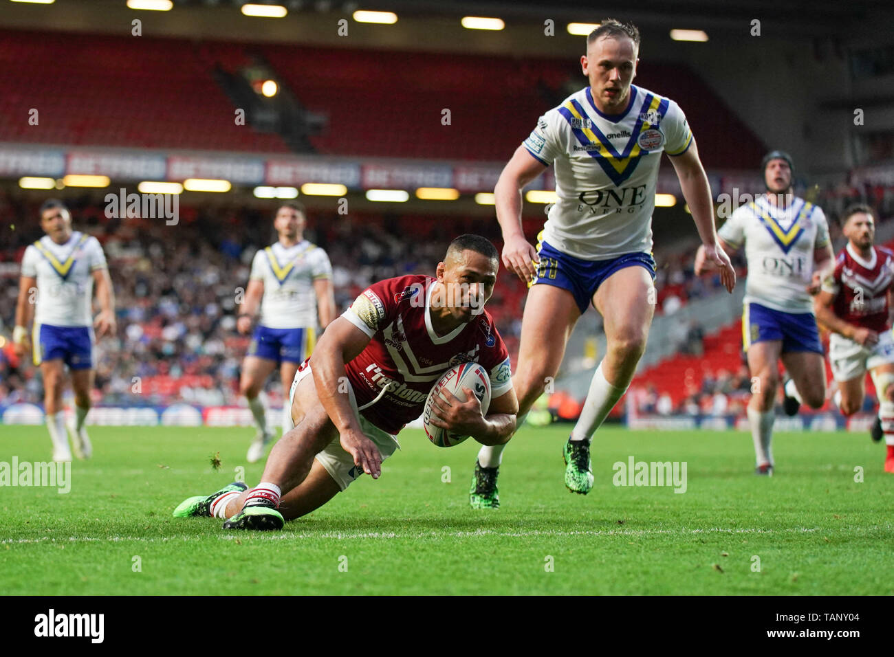 Willie isa anfield hi-res stock photography and images - Alamy