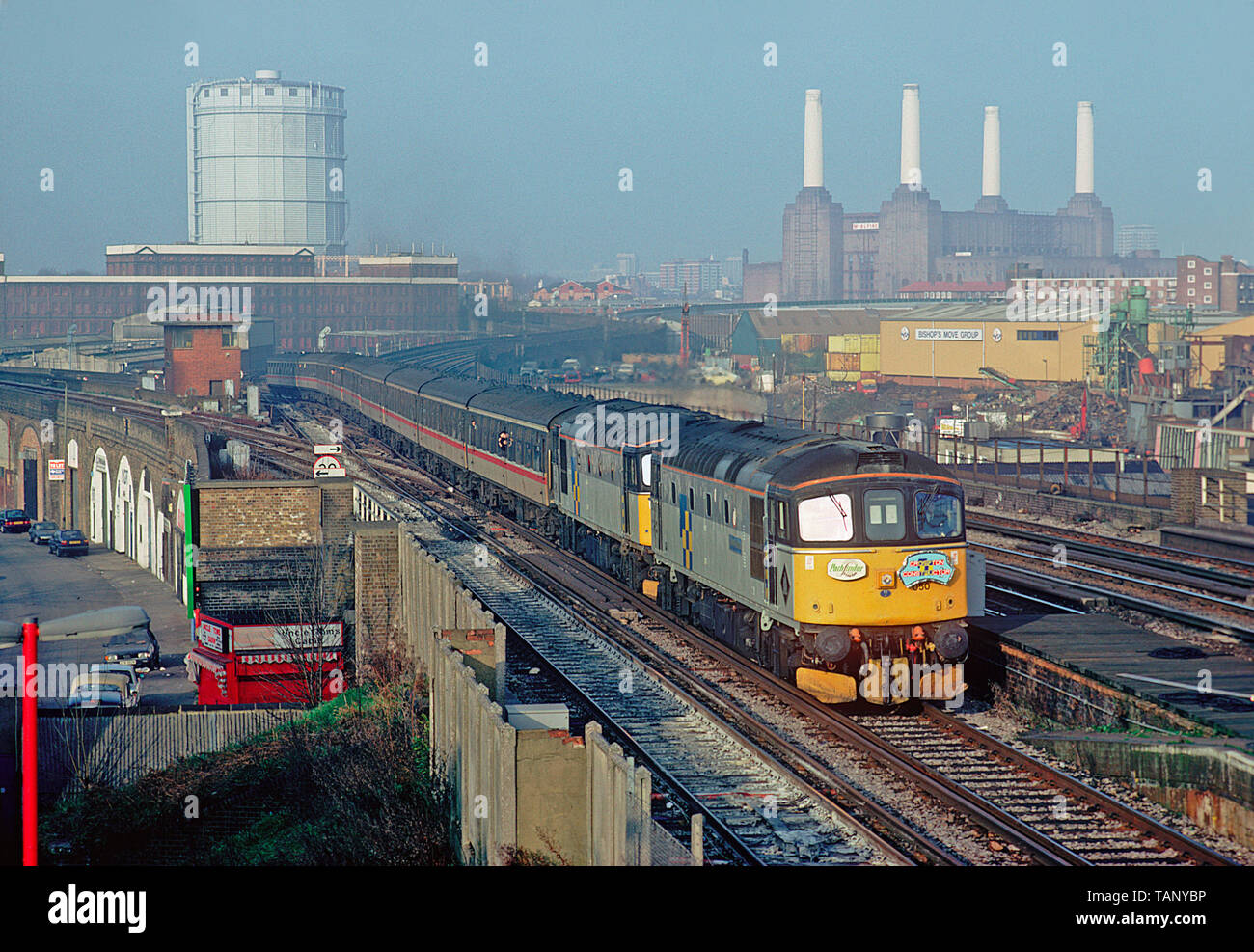 Class 33 crompton locomotives hi-res stock photography and images - Alamy
