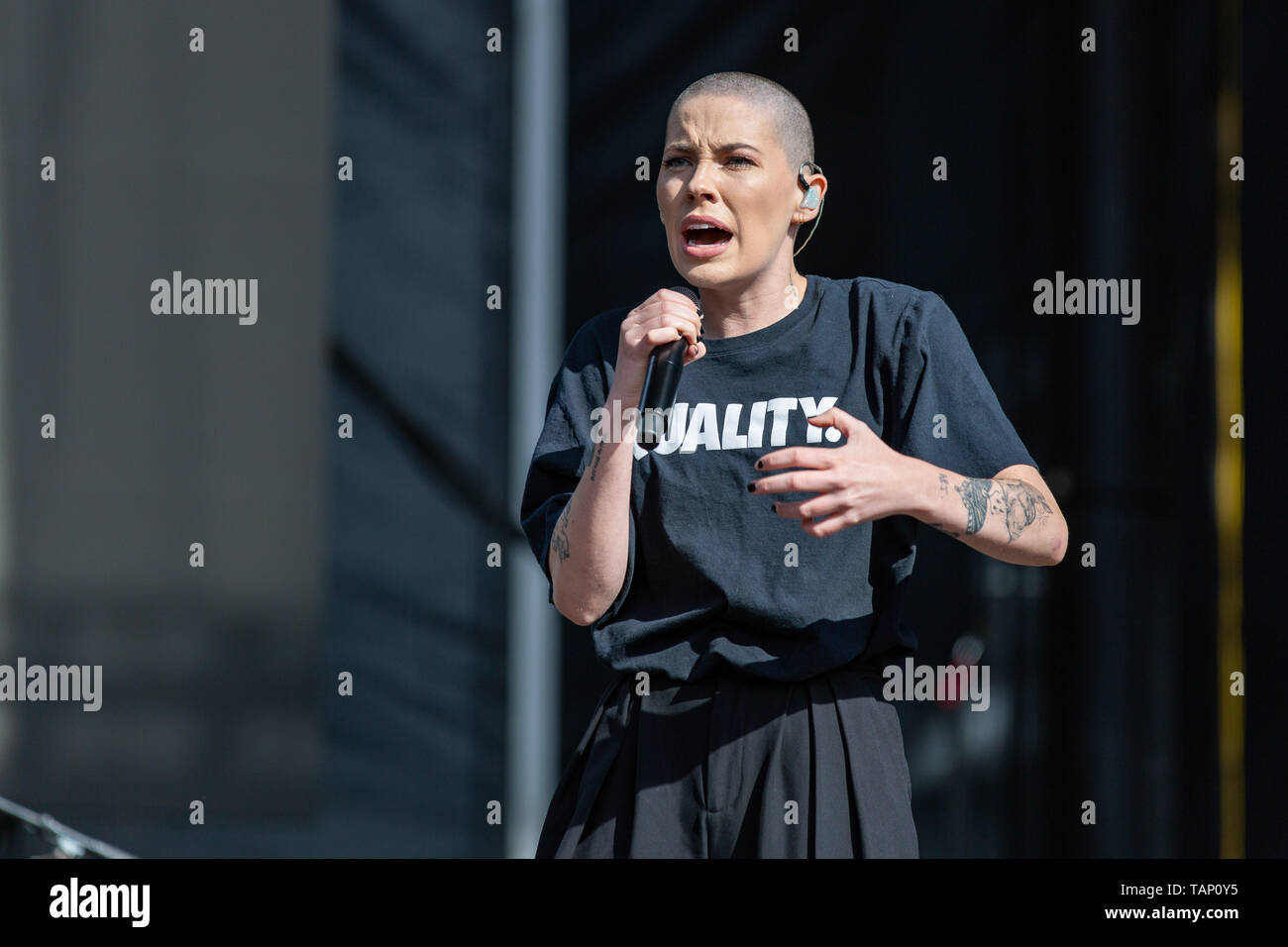 Grace Mclaughlin High Resolution Stock Photography and Images - Alamy