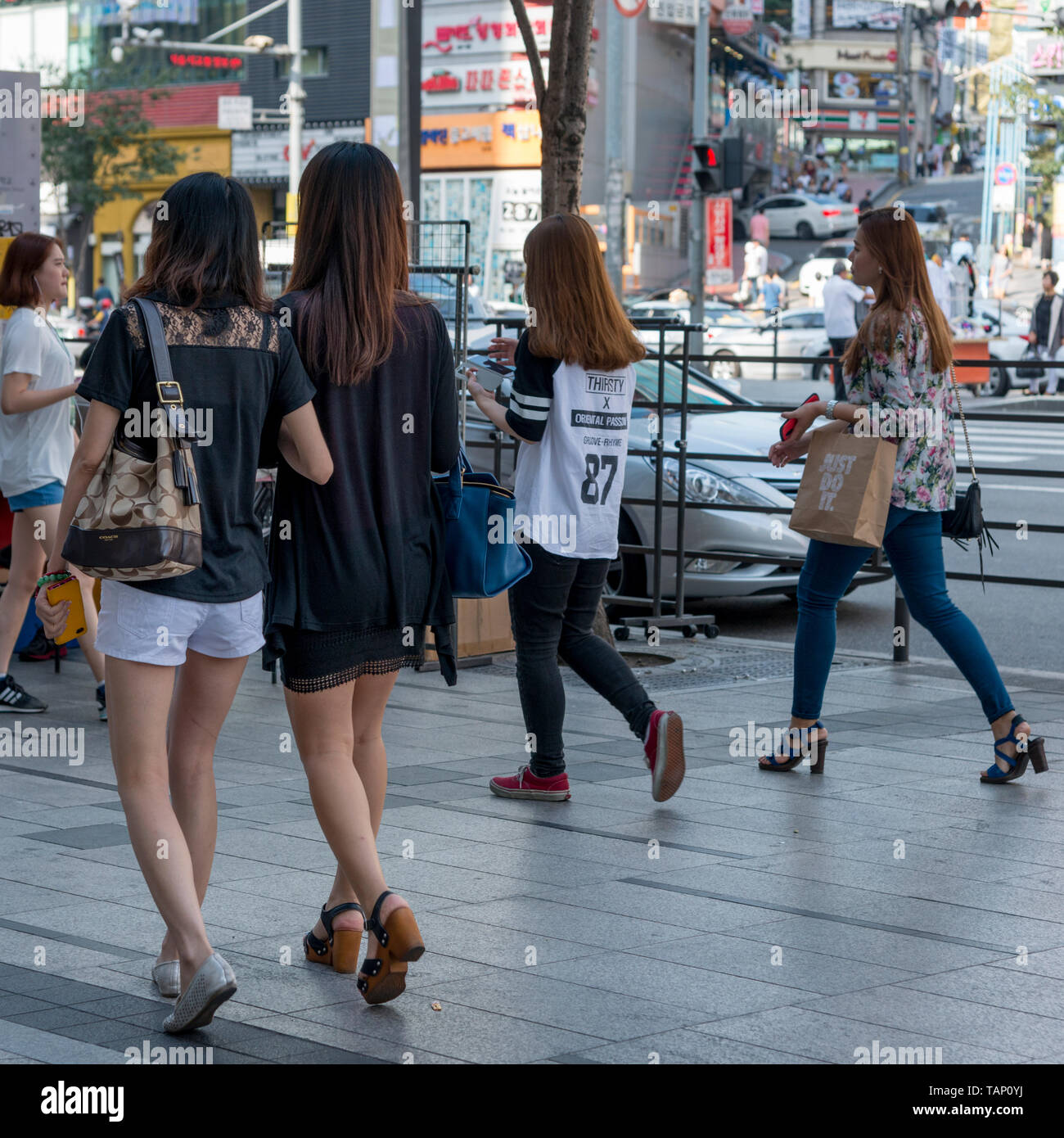 Women walking on sidewalk, Gangnam District, Seoul, South Korea Stock ...