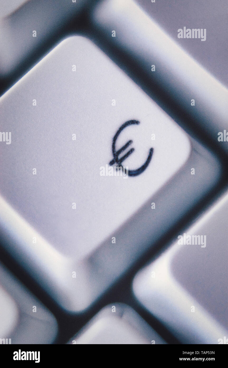 Keyboard euro hi-res stock photography and images - Alamy