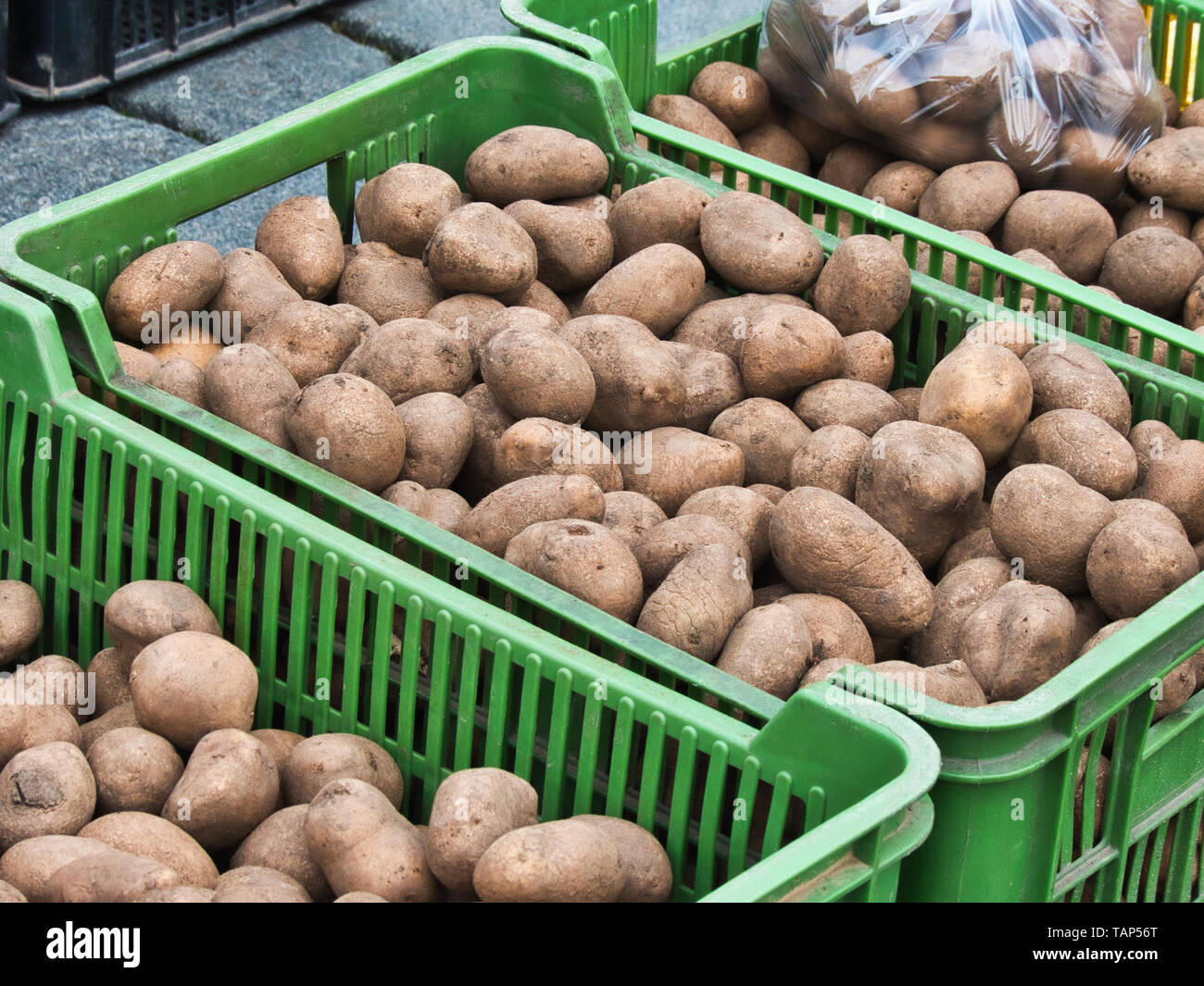 Potato boxes hi-res stock photography and images - Alamy