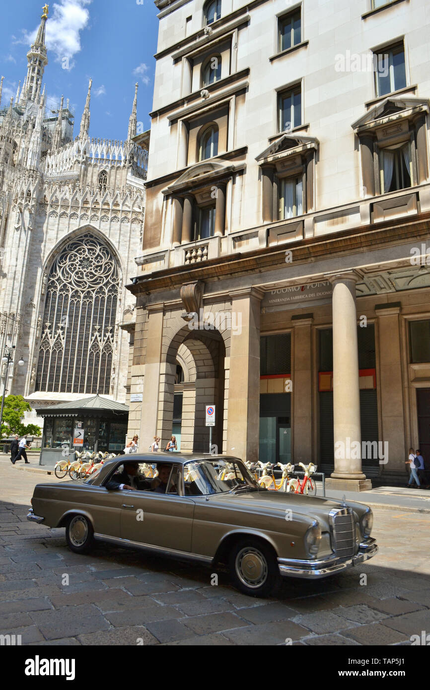 Milan/Italy - July 15, 2016: View to the Duomo of Milan and a moving ...
