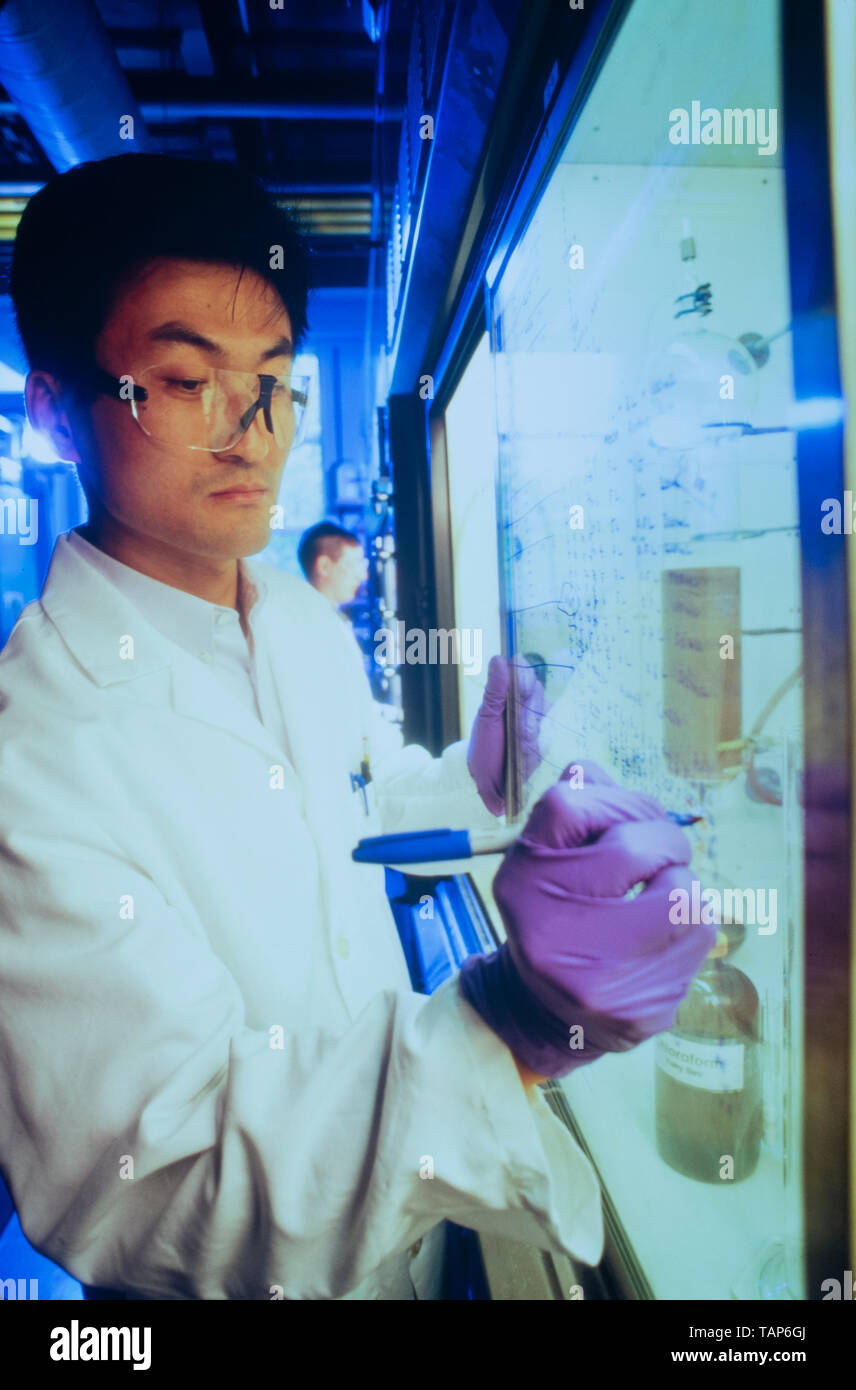 Medical drug researchers in a laboratory in the North Carolina Research ...