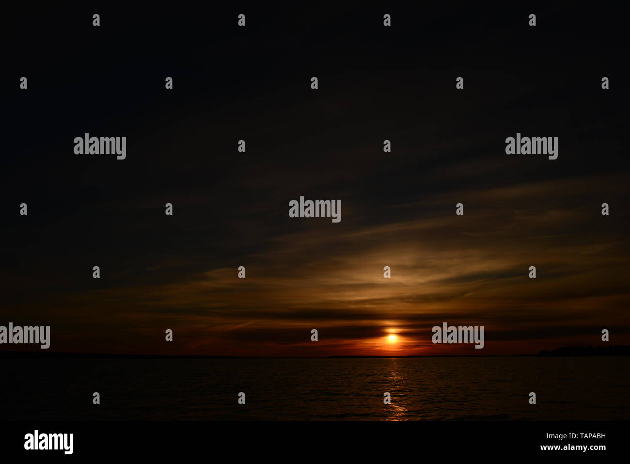 Sunbeam horizon hi-res stock photography and images - Alamy