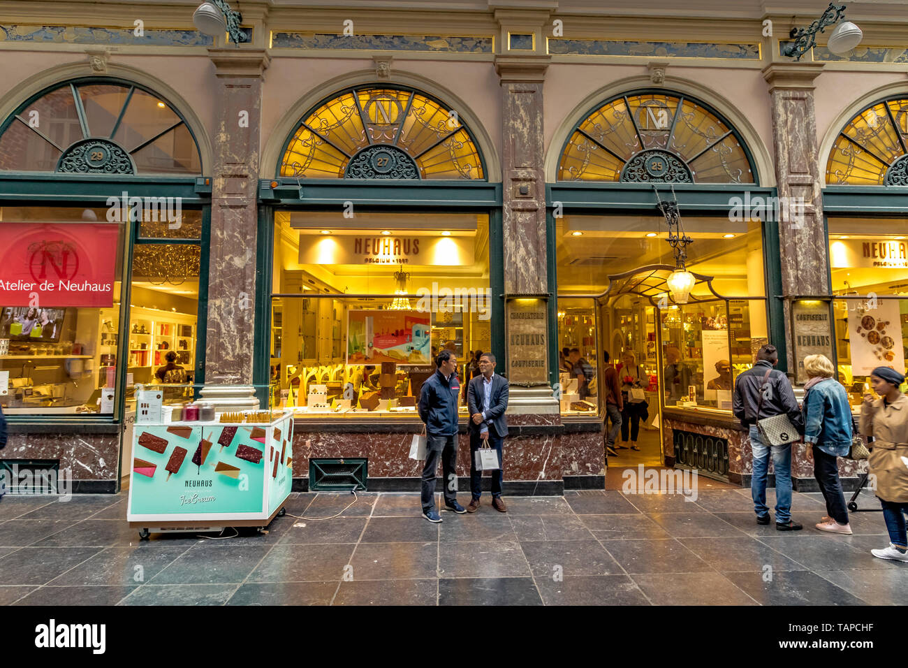Shopping arcade brussels hi-res stock photography and images - Alamy