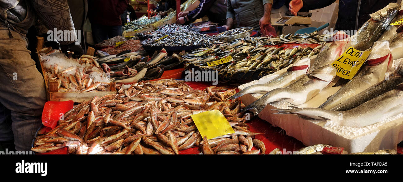 Raw Fish Food in a Fish Market Stand Stock Photo - Alamy
