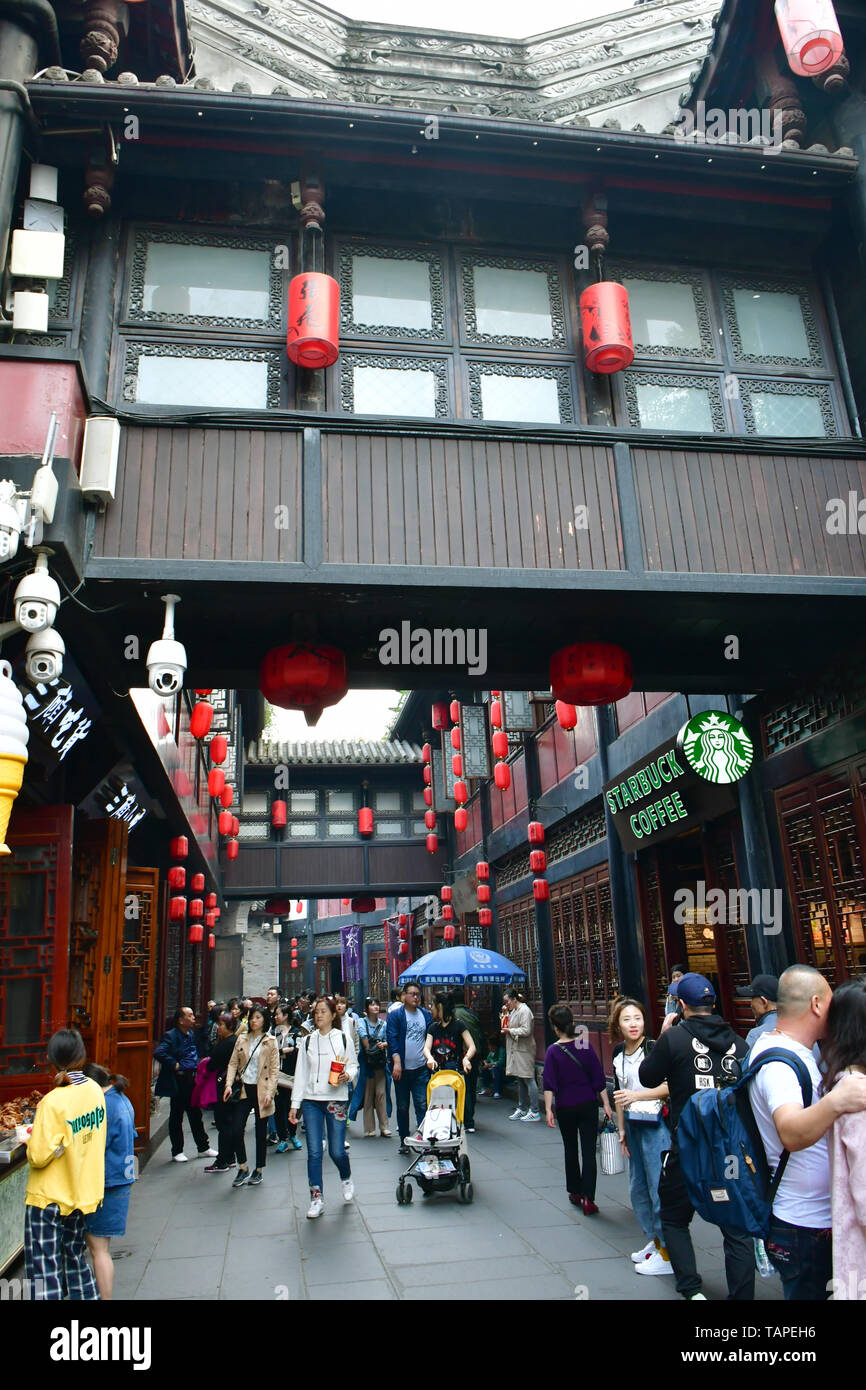 Lon 104 04742233 hi-res stock photography and images - Alamy