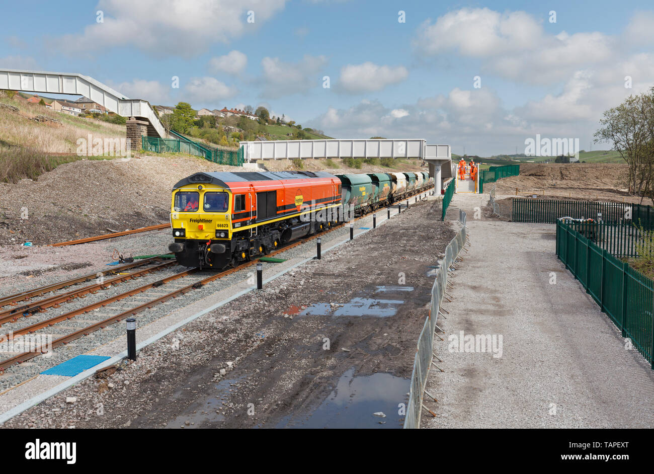 Freightliner class 66 locomotive at the extended Buxton up reception ...