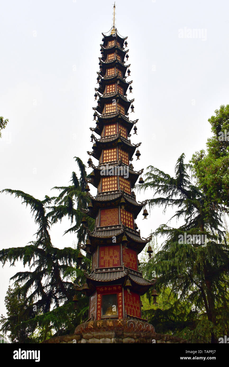 Thousand Buddha Pagoda, Wenshu Temple or Wenshu Monastery, Wénshū Yuàn ...