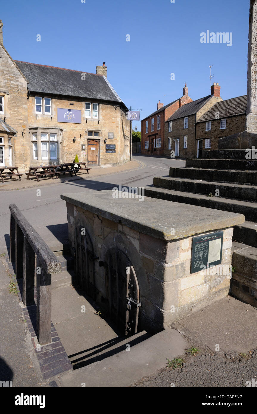 View to the Star inn form the base of the Eleanor Cross, Geddington ...