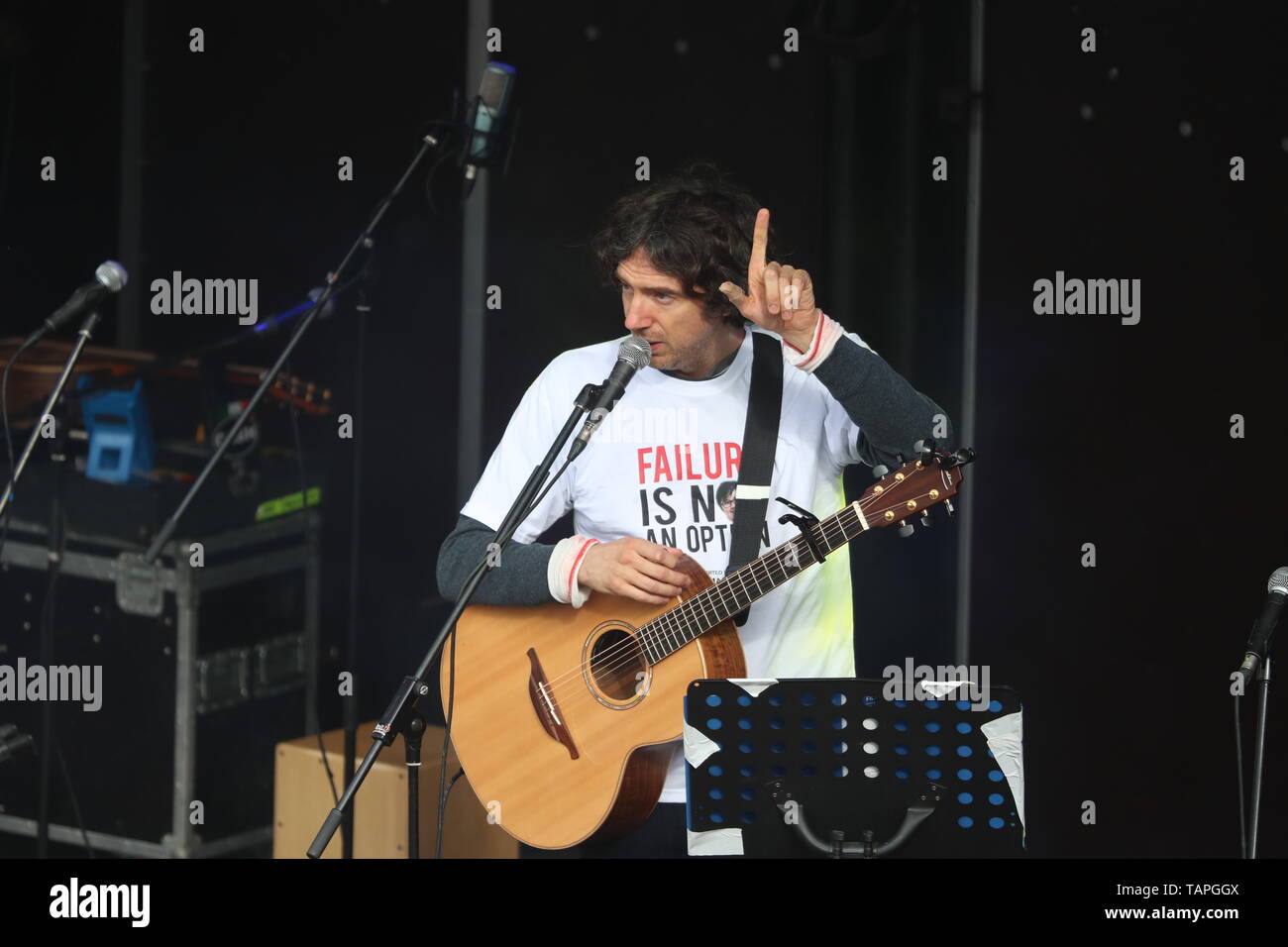 Lead singer of Snow Patrol Gary Lightbody performs on stage at the ...