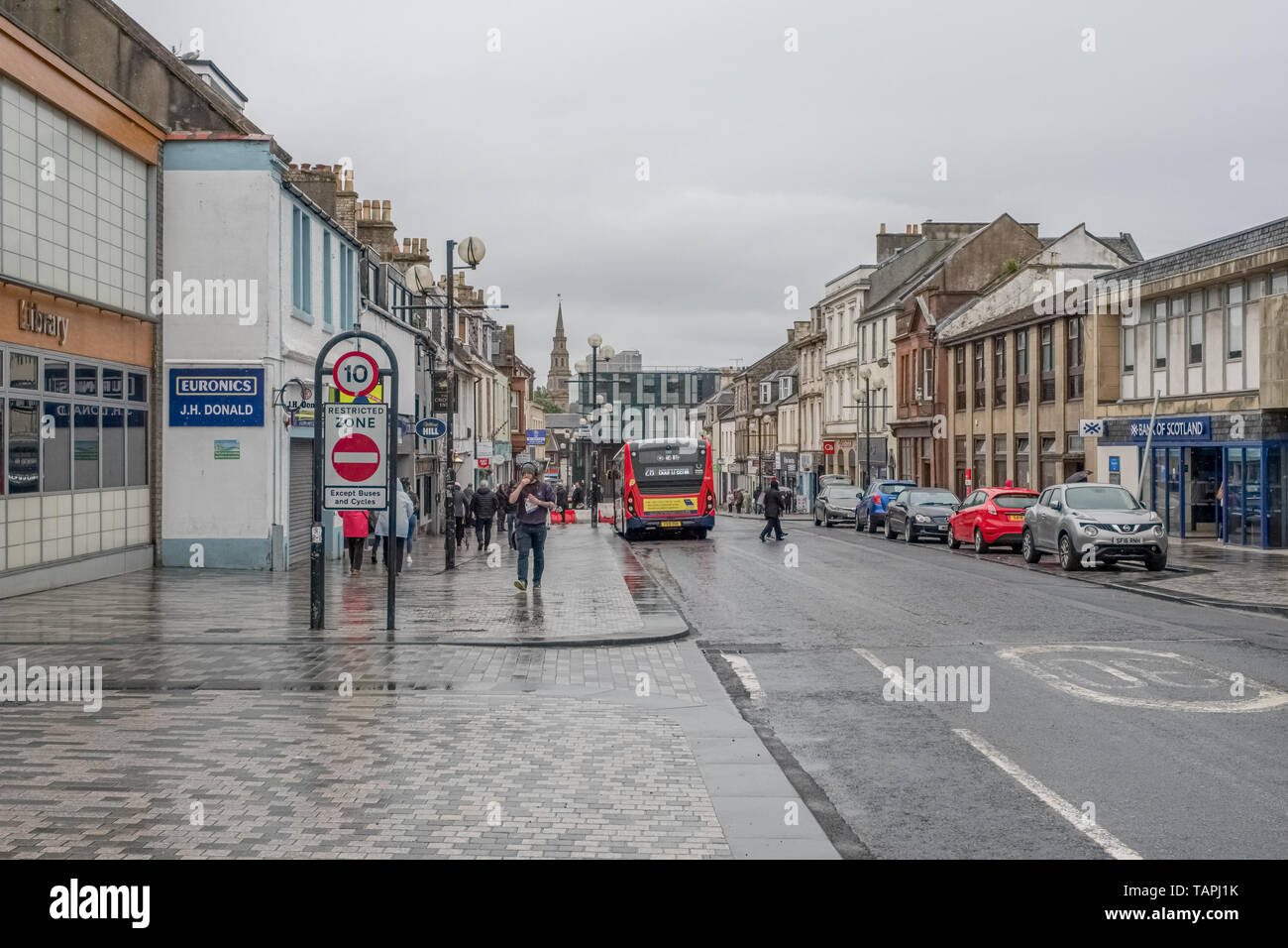 Irvine town centre scotland High Resolution Stock Photography and ...