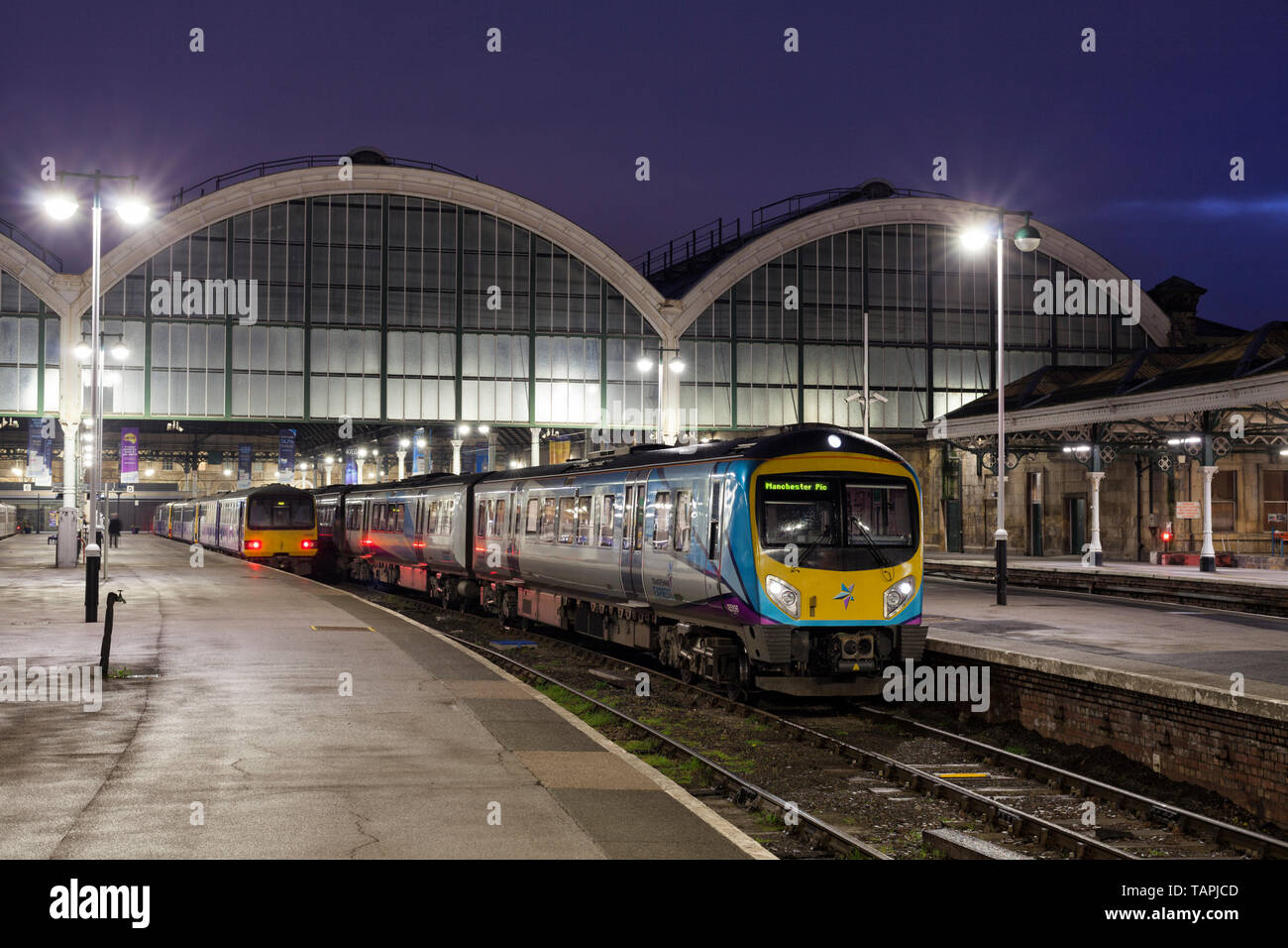 Transpennine express hi-res stock photography and images - Alamy