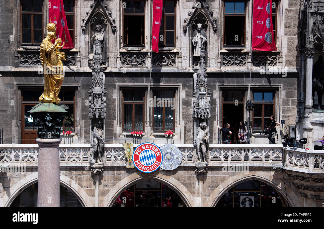 Munich, Germany. 26th May, 2019. The still empty balcony of the town ...